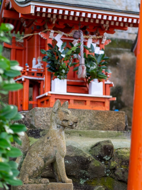 【神棚】紙の神札と木札はどちらを選ぶべきか？ 神社 おふだ｜あらかし時雨｜coconalaブログ