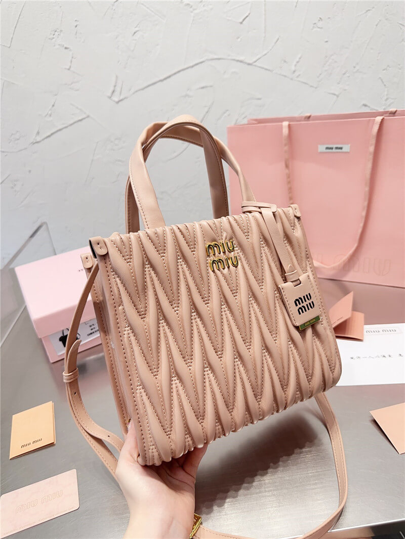 大人女子に人気沸騰！ハイブランドトートバッグを厳選紹介！｜ninishop｜coconalaブログ