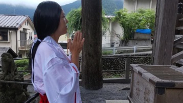 シャハラザード沙織【巫女バージョン2】｜シャハラザード沙織｜coconalaブログ