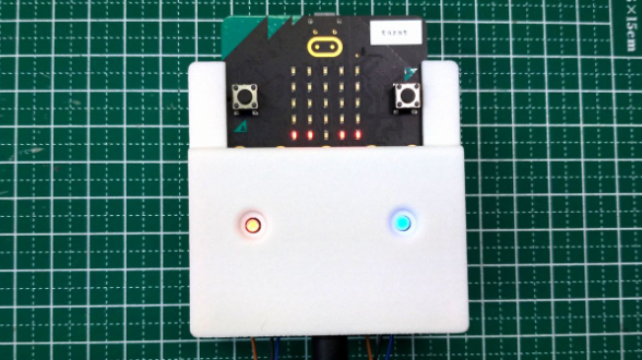 Micro:bit I/F基板のケース｜uPyC｜coconalaブログ