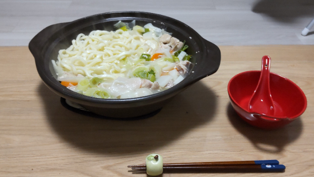 FP男の料理～鶏がらスープ味の野菜と肉たっぷりの鍋｜Tam el apoyo｜coconalaブログ