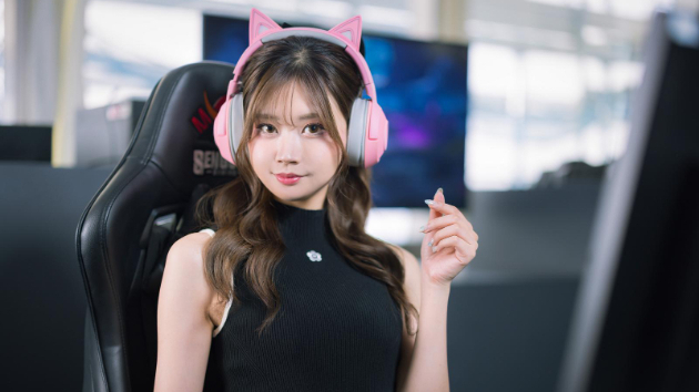 Twitchで同接2,000人を維持した場合の収益の目安はいくら？｜バズマーケター【SNSコンサルタント】｜coconalaブログ